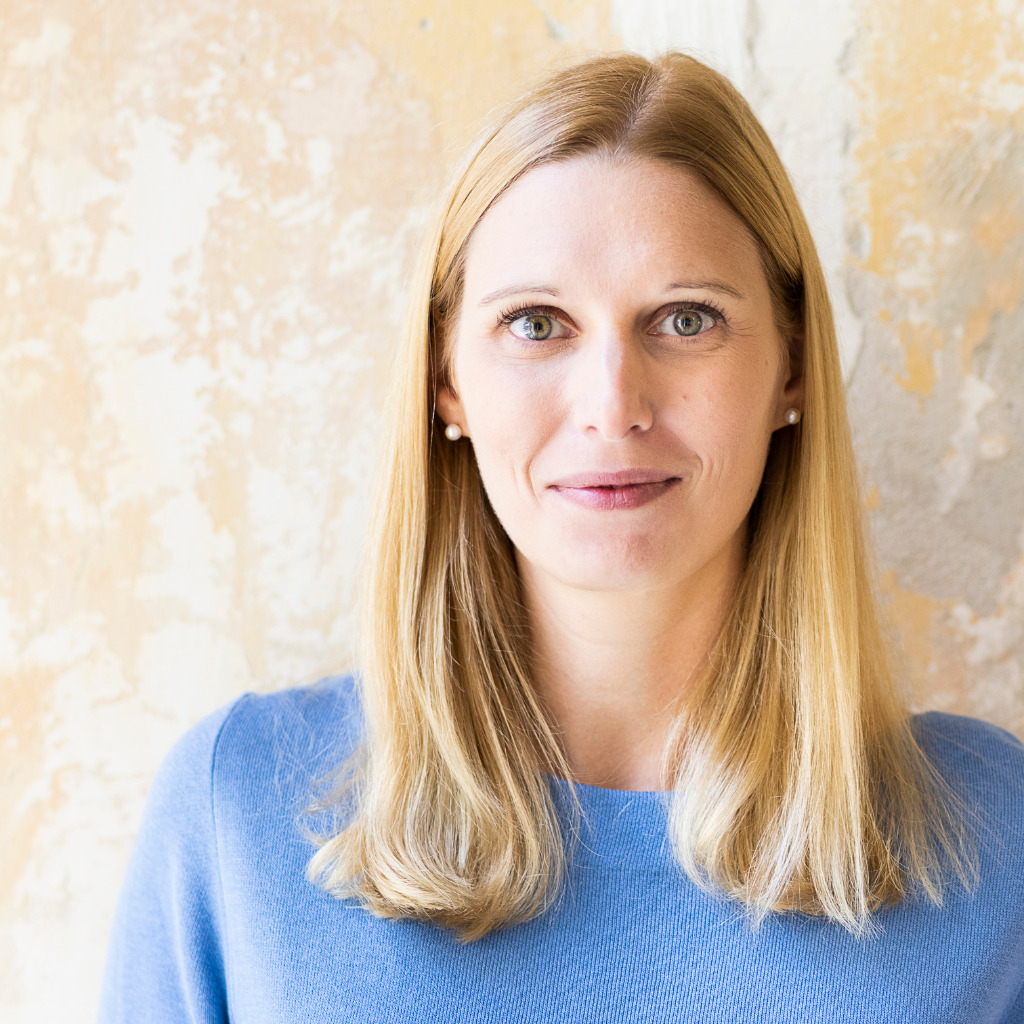 Angela Messner-Lipp - Karriereberatung | Training | Grafik - Karl ...