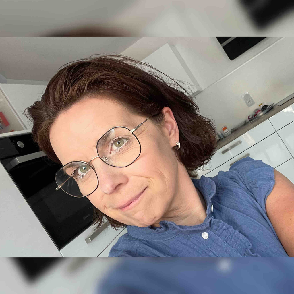 Nina Michael - pädagogische Geschäftsführung - Verband der ev ...