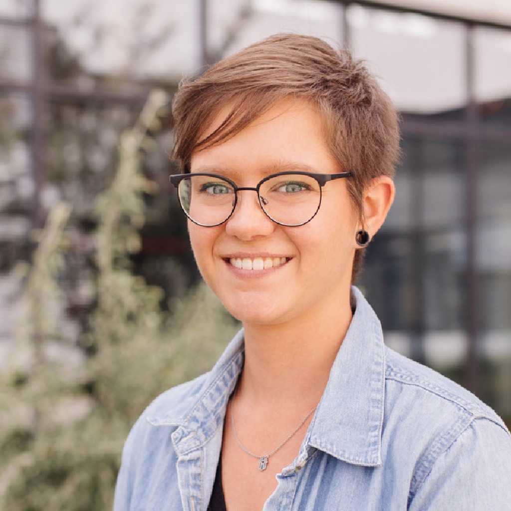 Alice Peters - Marketing Managerin - Individual Akustiker Service GmbH ...