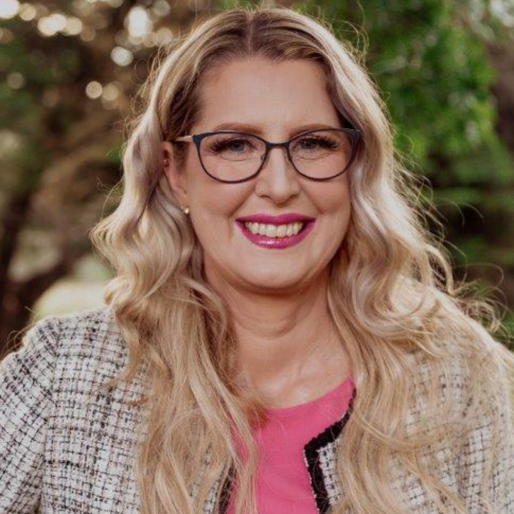 Fiona Lindsay - Director - Lifestyle Alchemy | XING