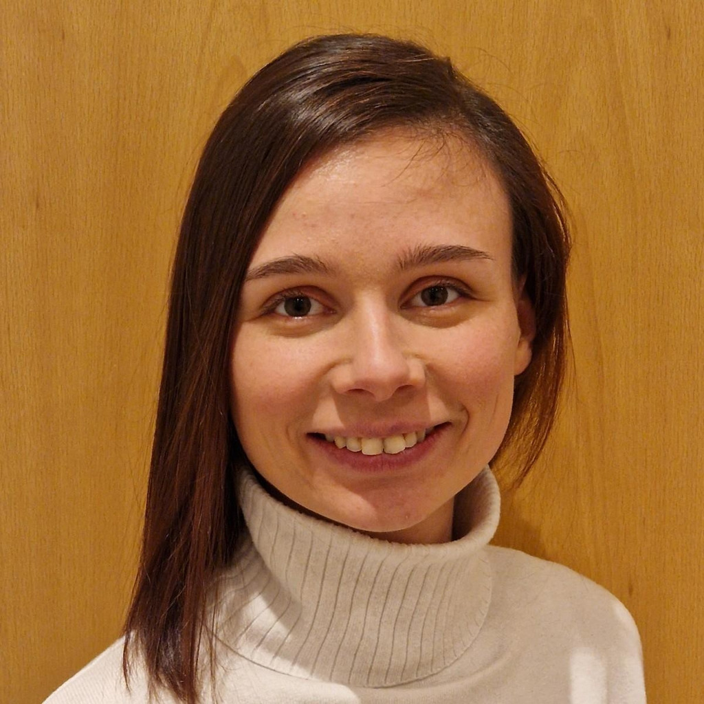 Julia Grebe - Teamleiterin Payroll & Administration - Splendid Drinks ...