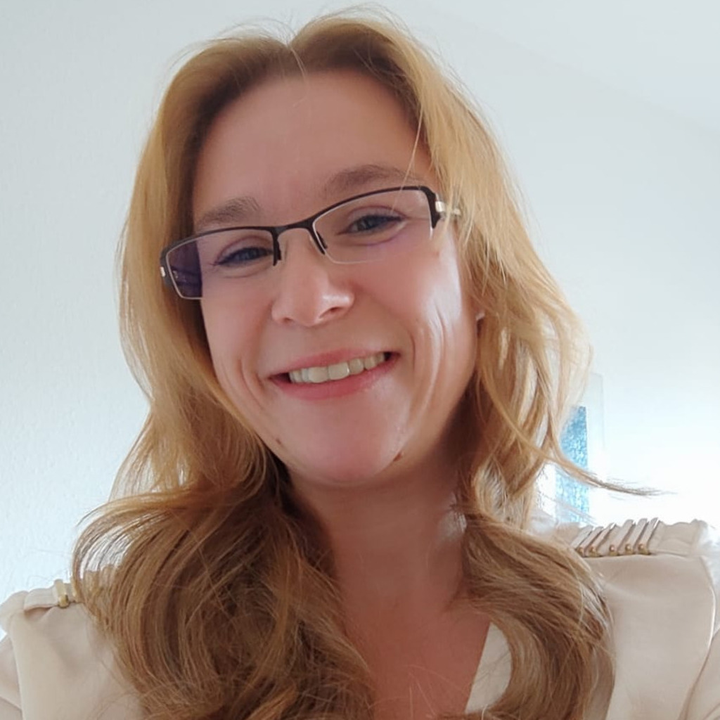 Stephanie Fitz's Instagram, Twitter & Facebook on IDCrawl