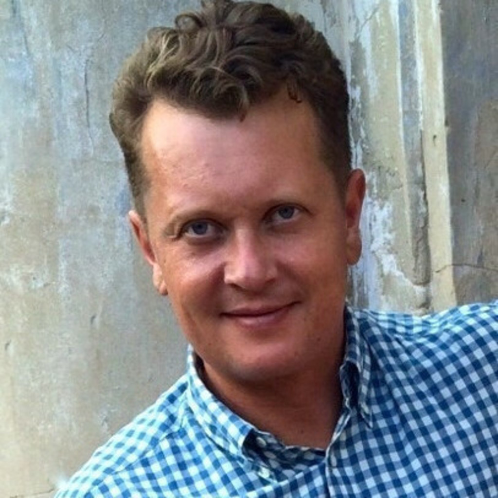 Sergey Nikonov - BUSINESS DEVELOPMENT DIRECTOR - LLS Brand Studio | XING