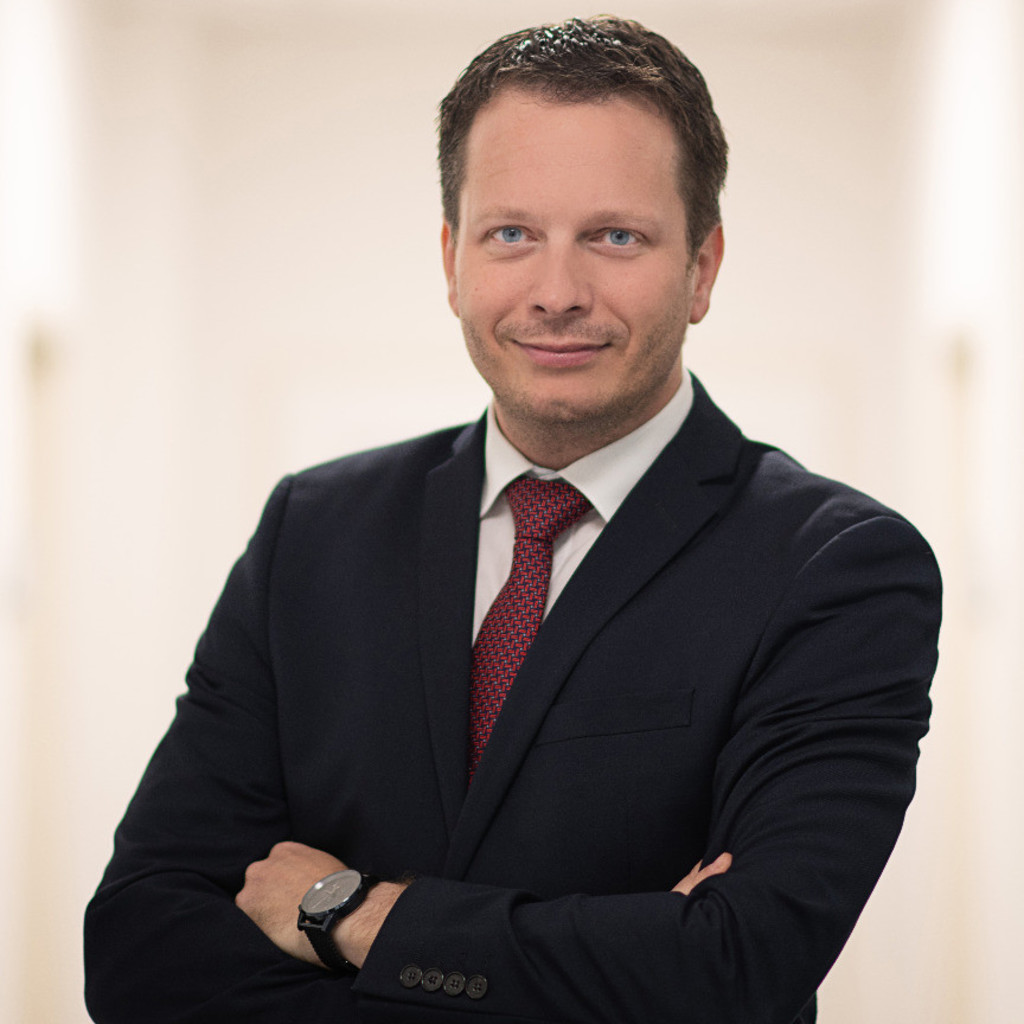 Daniel Moser - Bezirksdirektor - OVB | XING