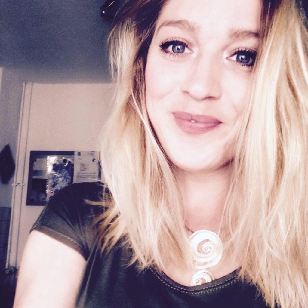 Jessica Saxon - Telefonische Serviceberaterin - Sparkasse Oberhessen | XING