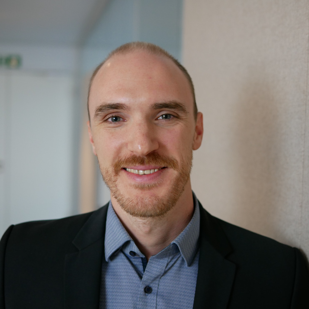 Hendrik Heich - Manager - cbs Corporate Business Solutions ...