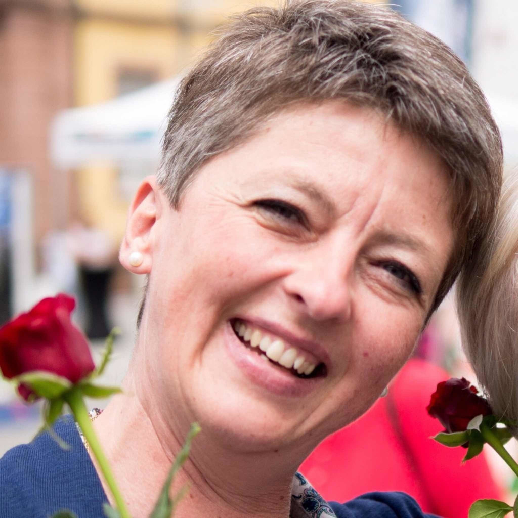 Ina Saumer - Head of Human Resources - CorTec | XING