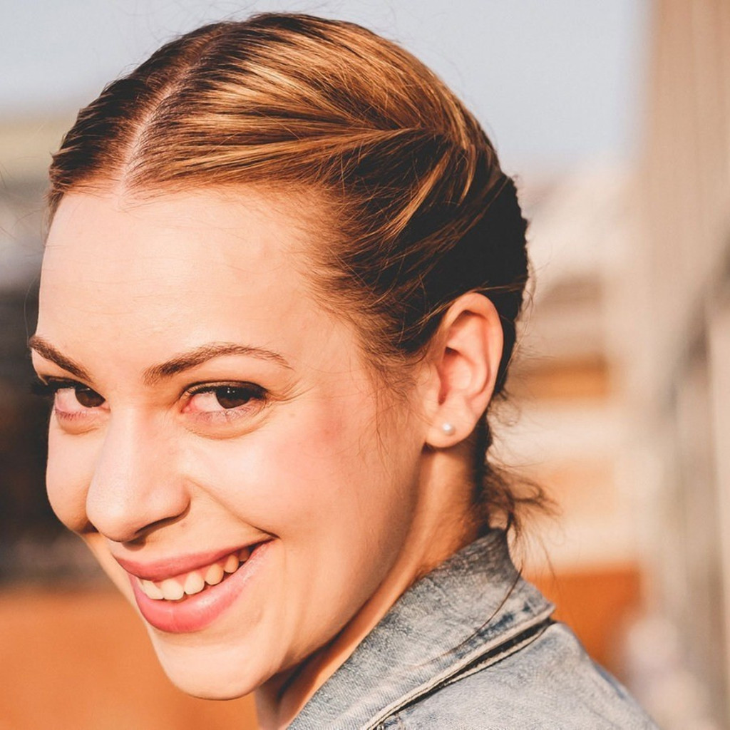 Edith Arnold - Sexualbegleiterin, um Existenz kämpfend in Zeiten von ...