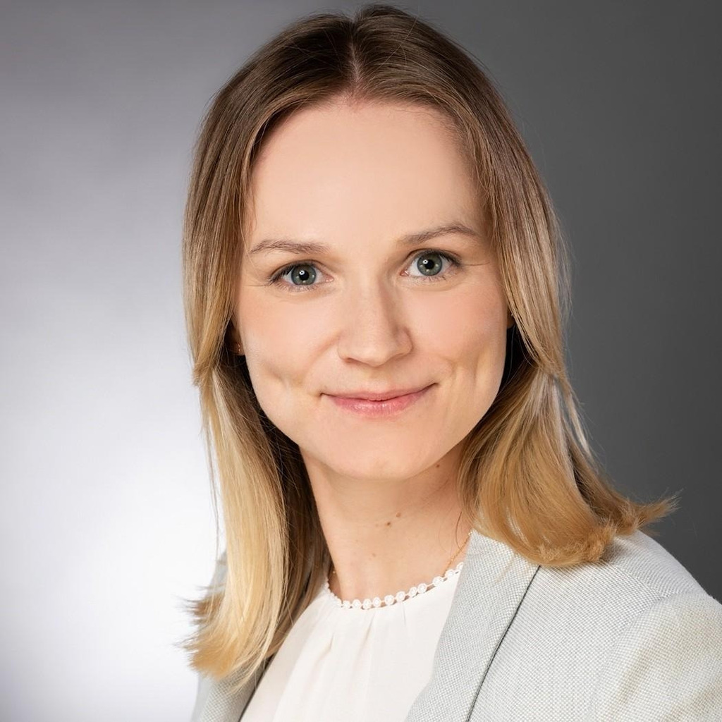 Angela Sawicki's Instagram, Twitter & Facebook on IDCrawl