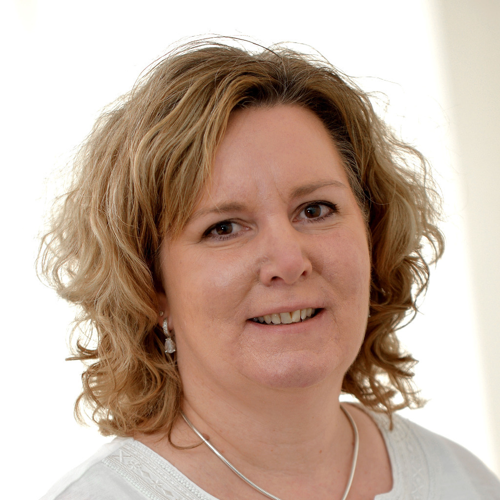 Daniela Sagromski-Ahlers - Export Control, Customs & Local Compliance ...