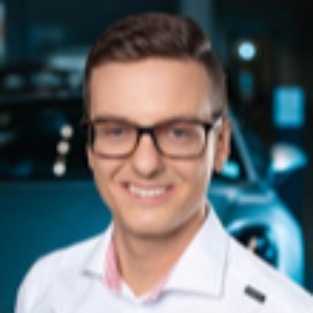 Daniel Friedel - Leiter Ersatzteile und Zubehör - Porsche Niederlassung ...