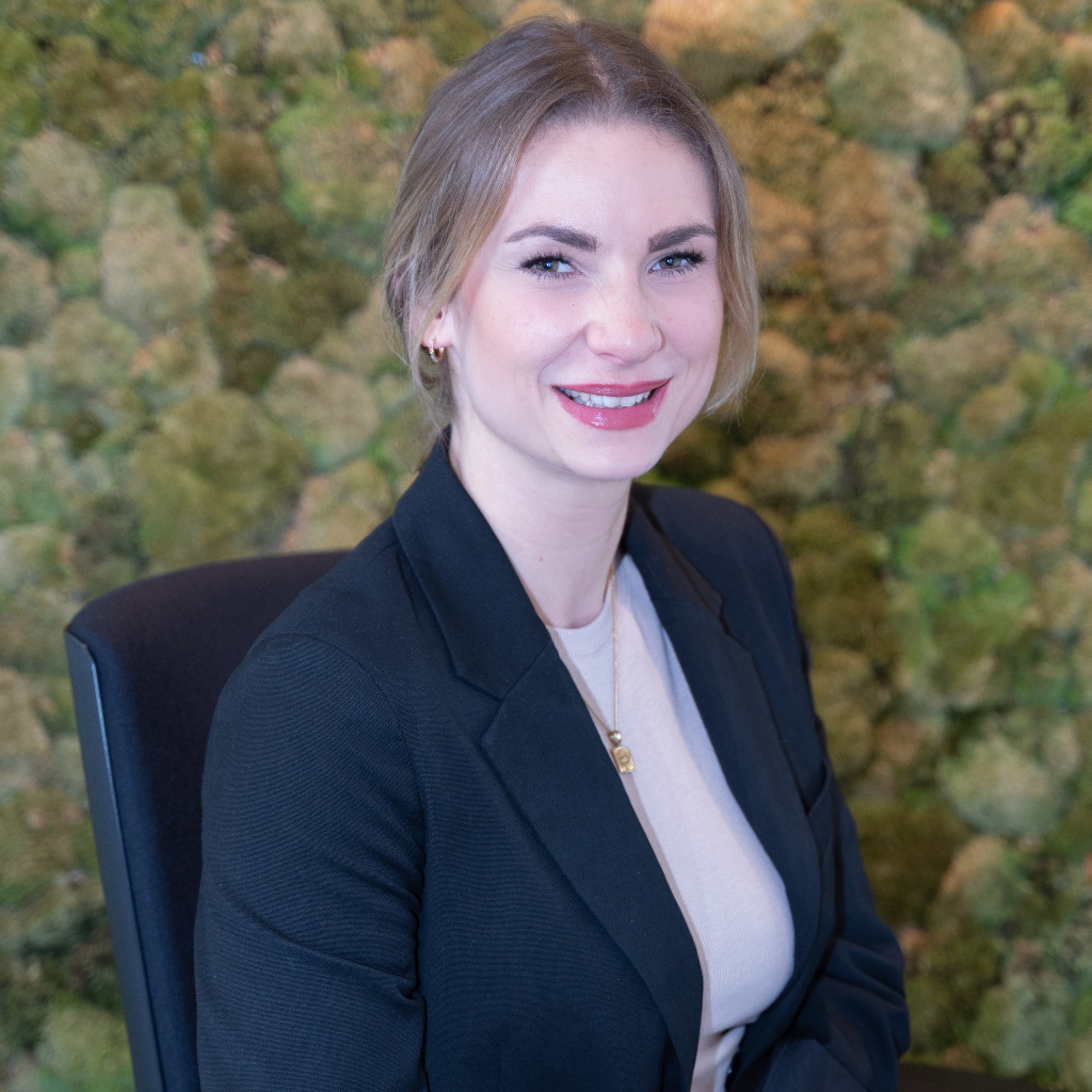 Pia Keuper - Head of HR - EQQO GmbH | XING