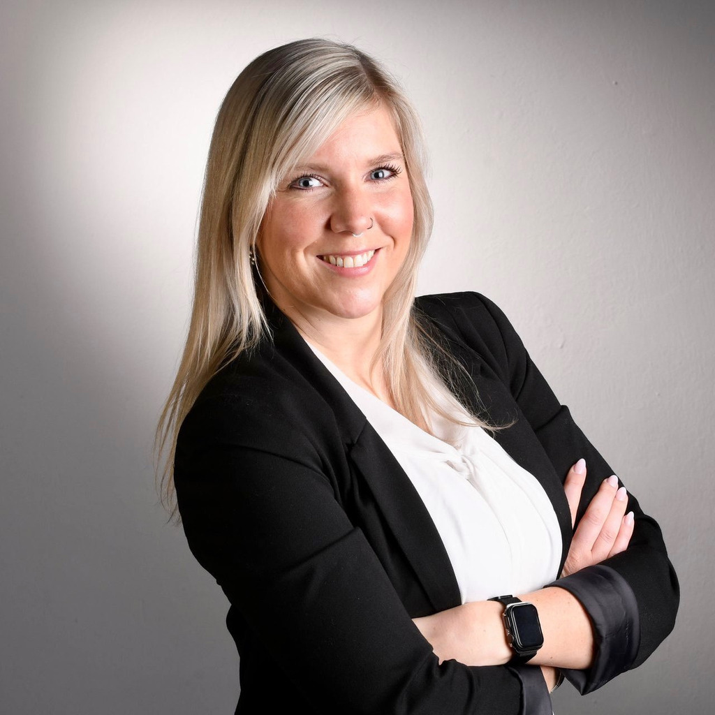 Anna Katharina Nies - Sachbearbeiterin Zentrale - GAYKO Fenster ...