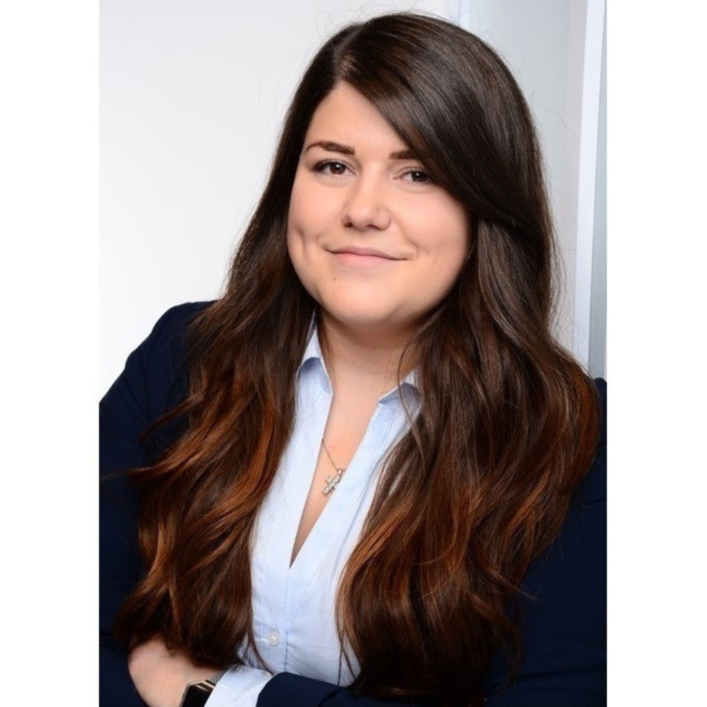 Lea Aldinger - Homologation Antrieb Europa - AUDI AG | XING