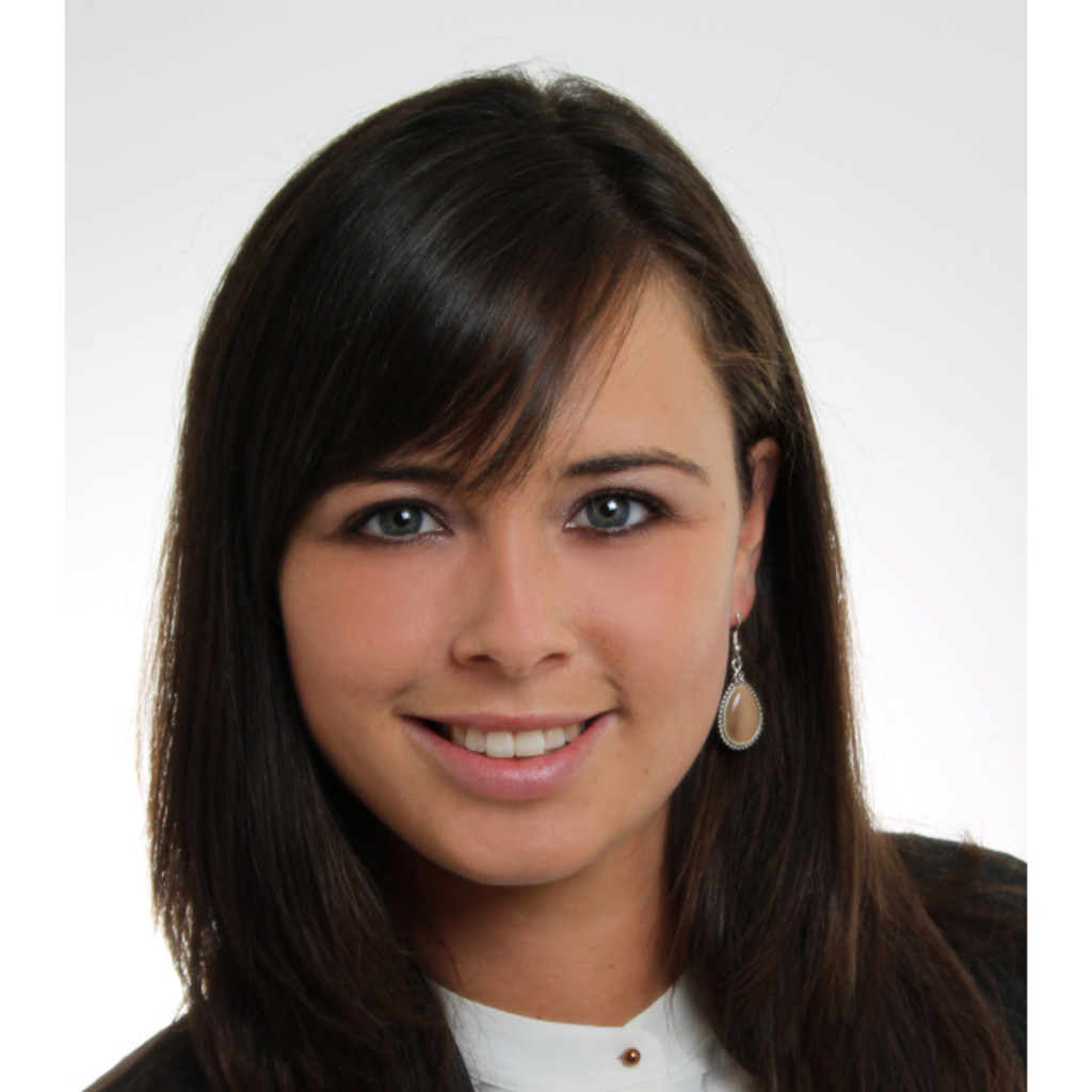 Laura Hutt - Advisor - PricewaterhouseCoopers S.à r.l. | XING