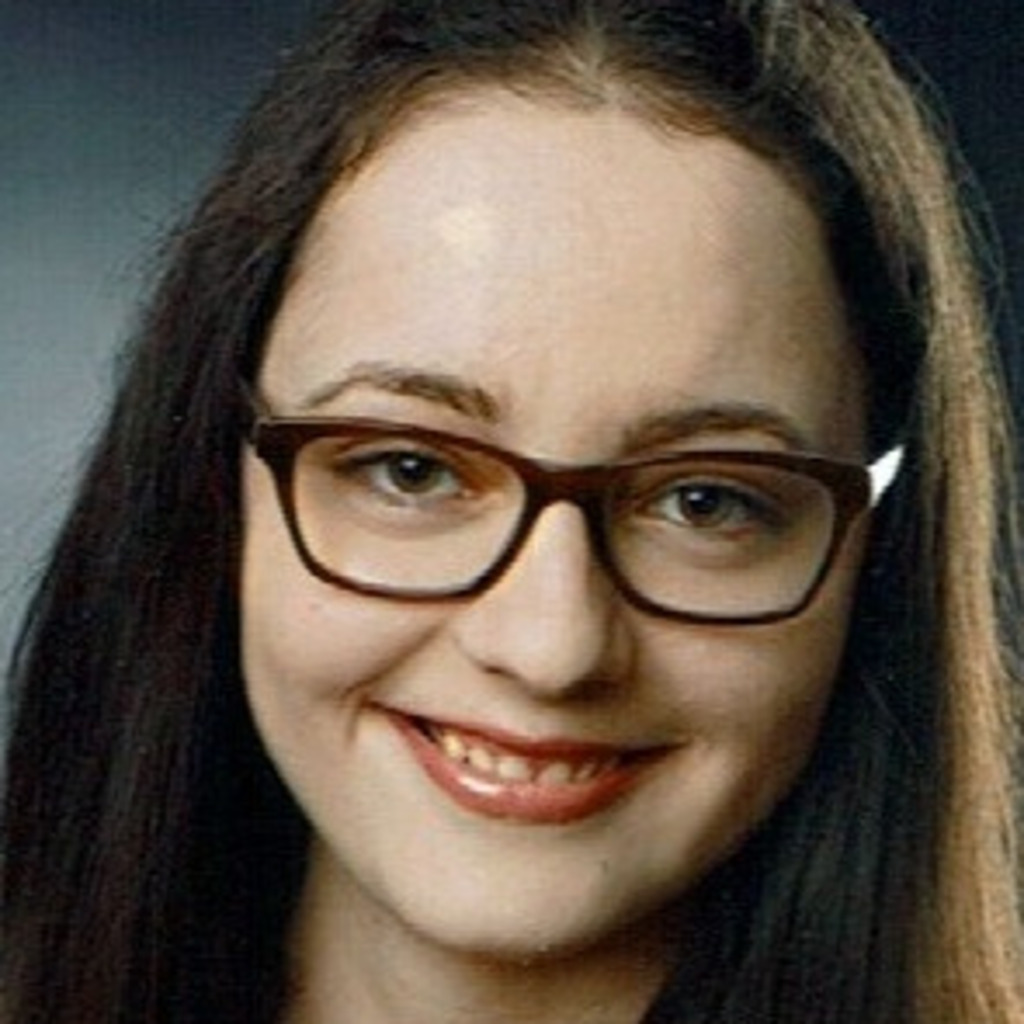 Simona Stojanovska - Werkstudentin - Controlware GmbH | XING