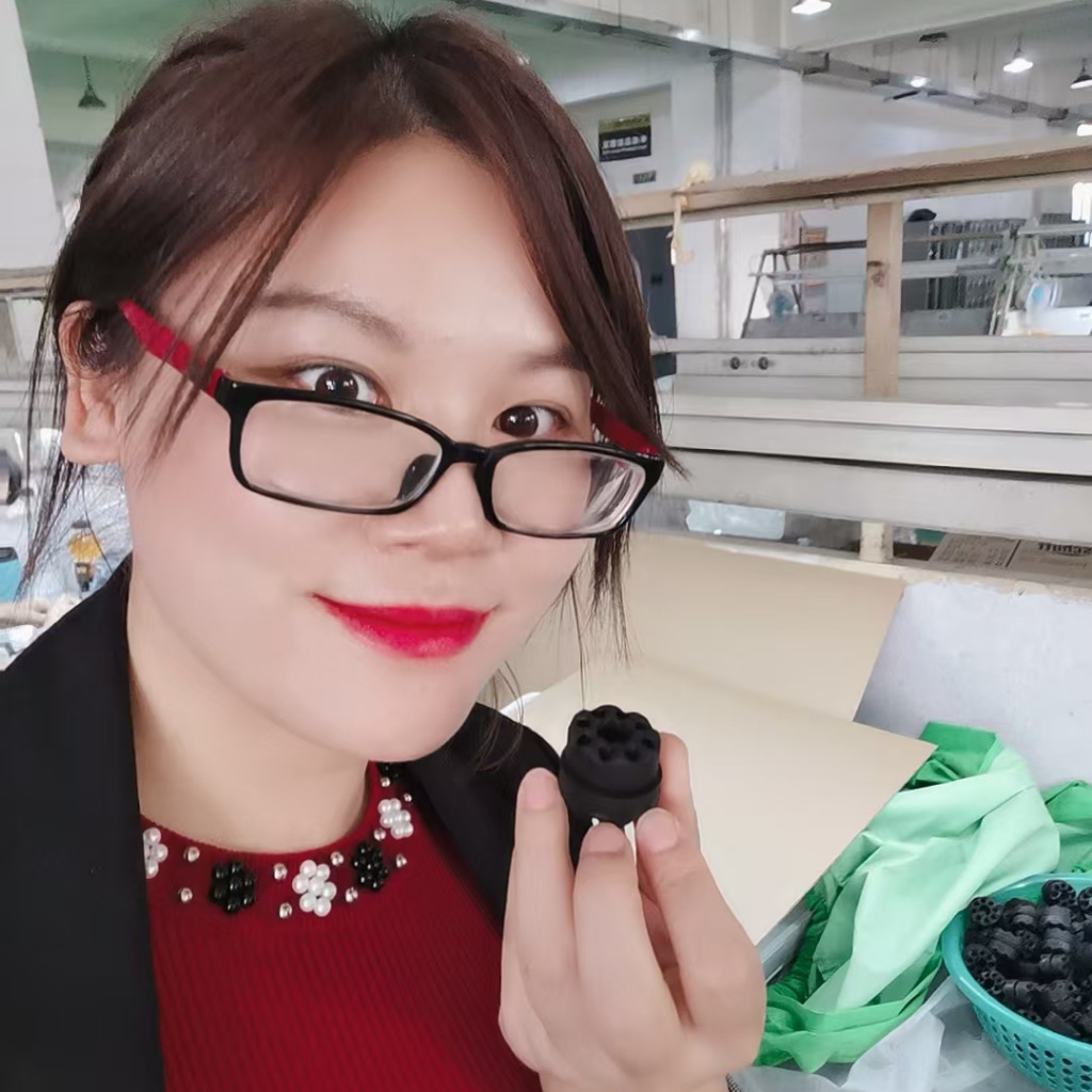 Yan Lavender - Ella Yan - Xiamen Fullsun Rubber And Plastic Co.,Ltd | XING