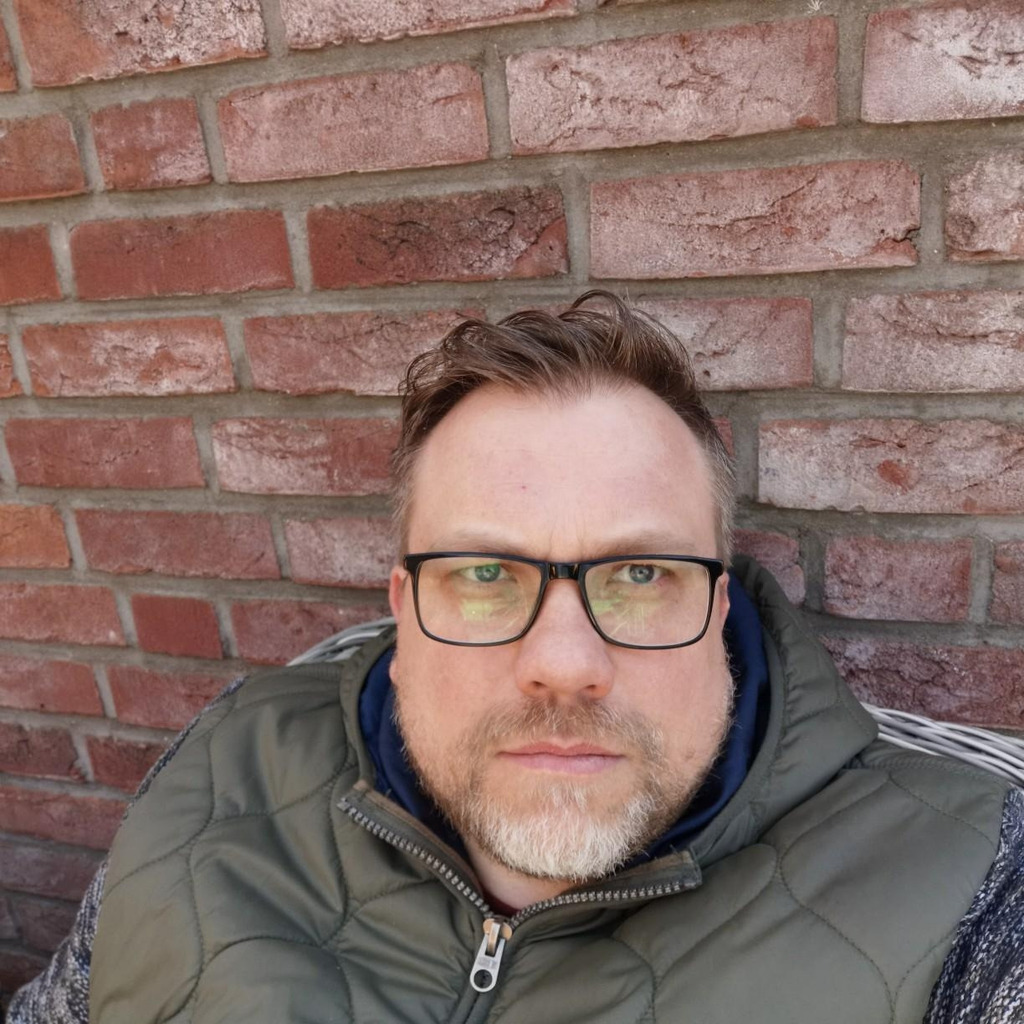 Mike Block - Logistik - Berufskolleg am Wasserturm | XING