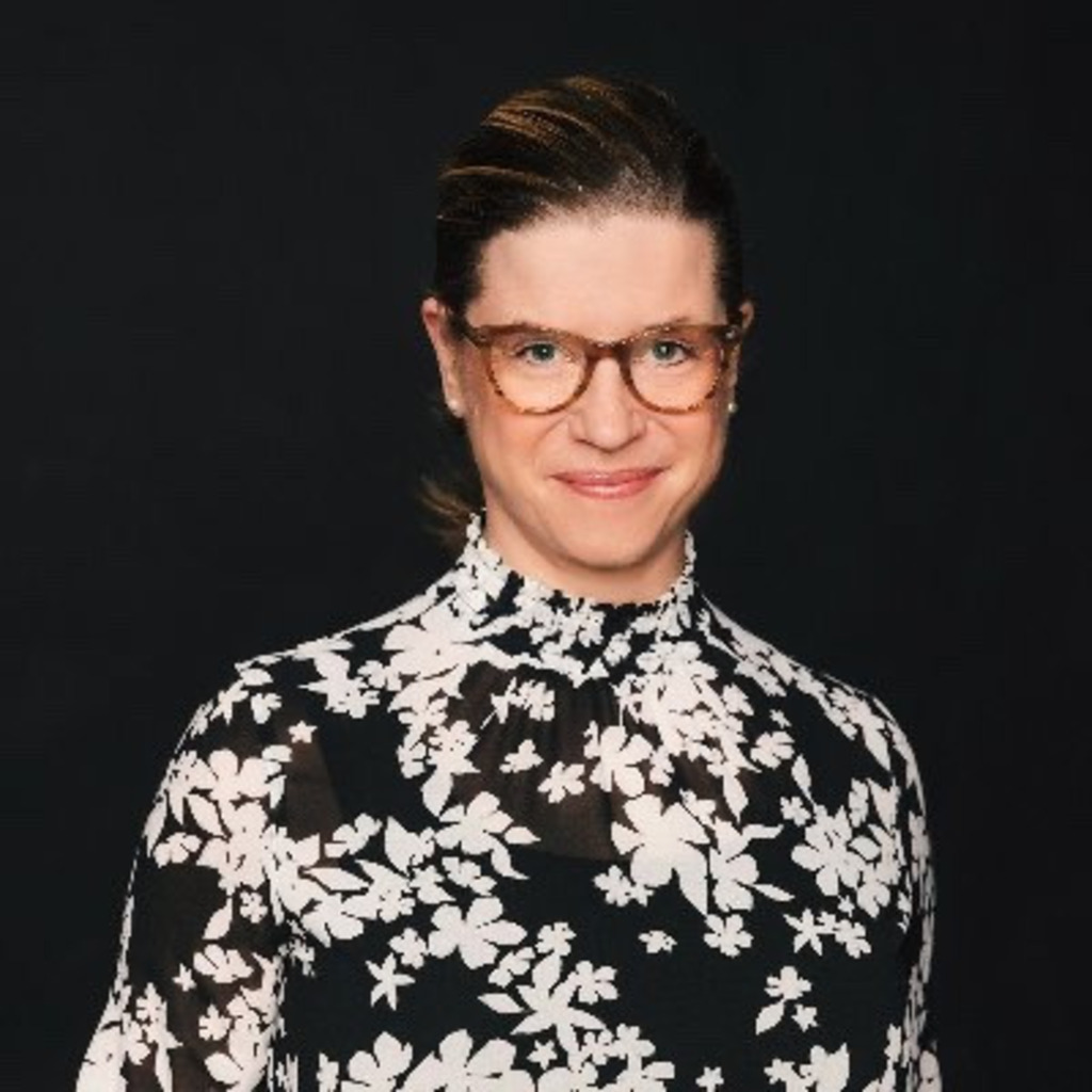 Julia Barth - Redakteurin / Moderatorin - WDR Newsroom | XING