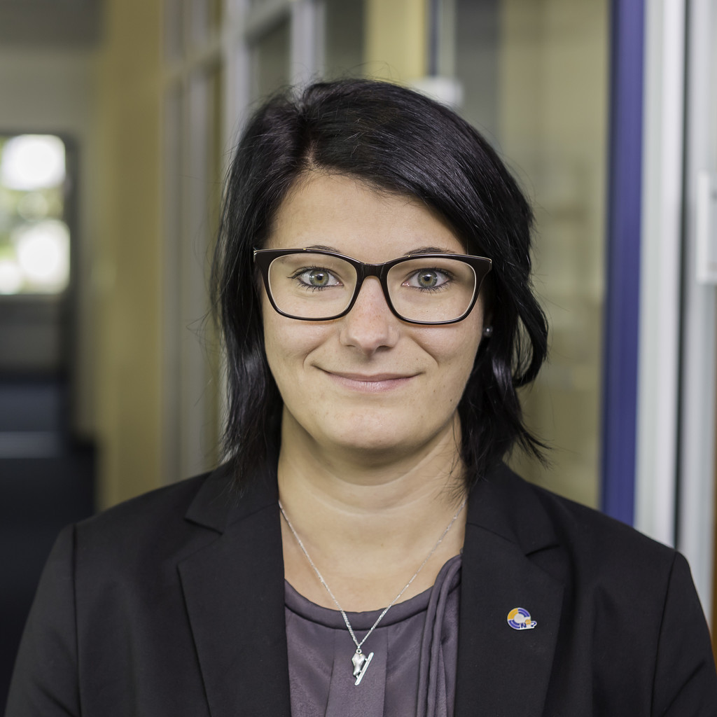 Cynthia Michel - Personalreferentin - N+P Informationssysteme GmbH | XING