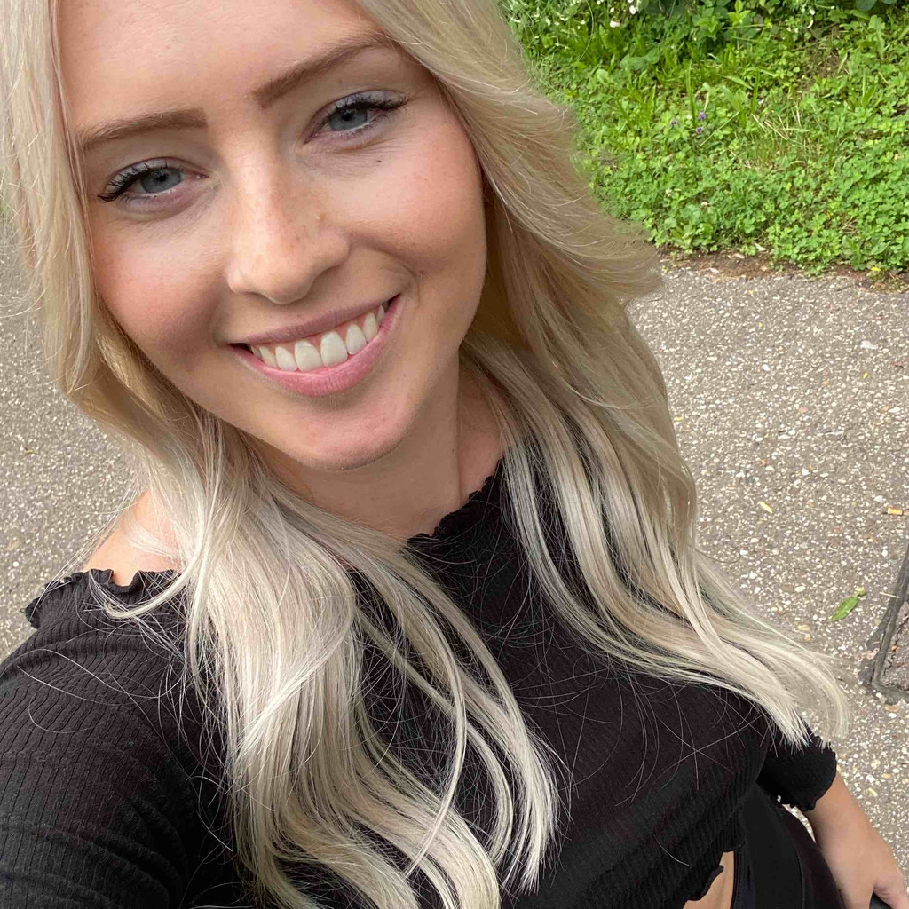 Fabienne Rieth - Wertpapierspezialistin Research - Sparkasse Karlsruhe ...