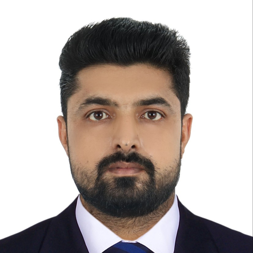 Mom Me m - Tour Guide - Yes | XING