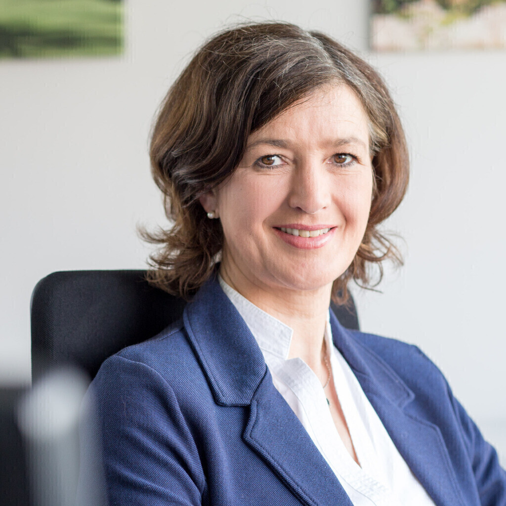 Edith Herrmann - Assistentin der Geschäftsführung - Herrmann CNC ...