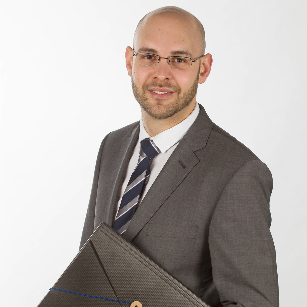 Benjamin Fischer - Assistent der Geschäftsführung - Herrmann ...