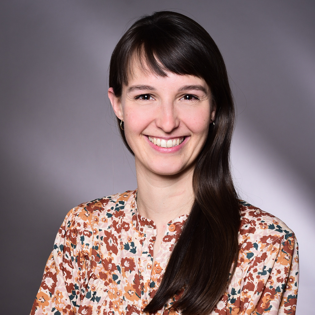 Daniela Frey - Schulsozialarbeiterin JaS - Erzdiözese München und ...