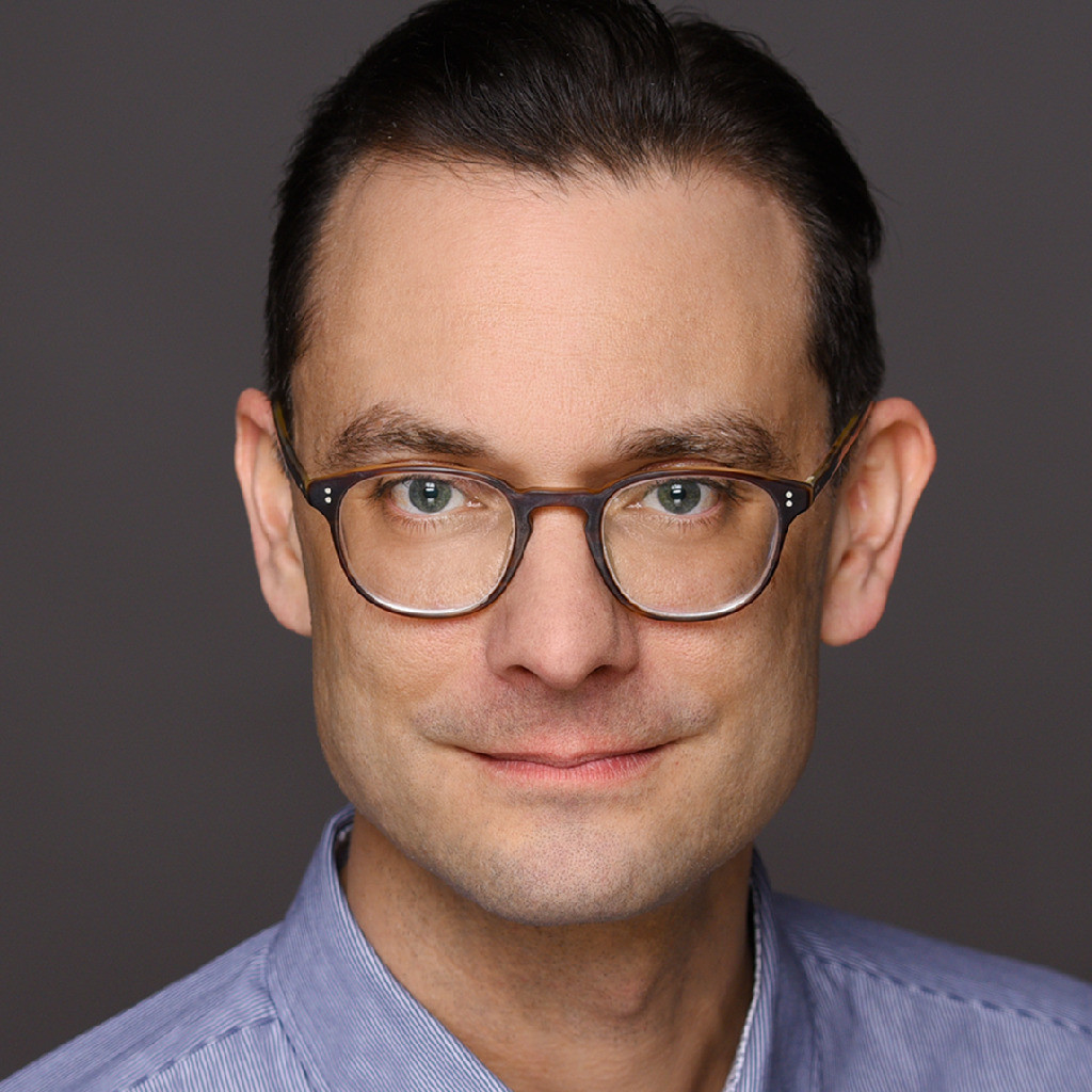 Benjamin Happel - Programmleitung Reise - GRÄFE UND UNZER VERLAG GmbH ...