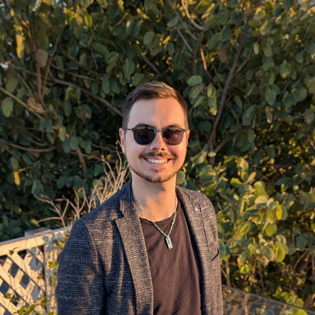 Mark Menzel's Instagram, Twitter & Facebook on IDCrawl