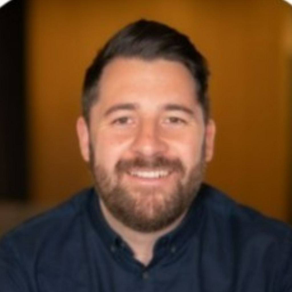 Dan Flood's Instagram, Twitter & Facebook on IDCrawl