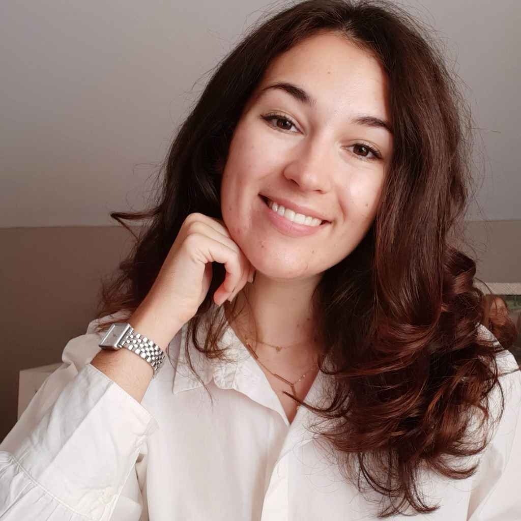 Lisa Bohn's Instagram, Twitter & Facebook on IDCrawl