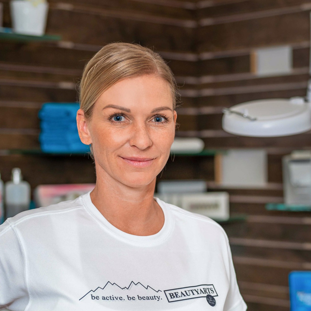 Simone Stephinger - Meister in Kosmetik - Beautyarts (für Madln und ...