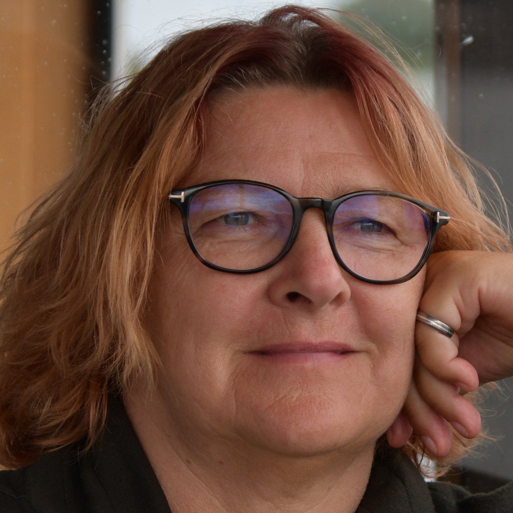 Ruth Knapp - Kfm. Angestellte - Eisenwerk Würth GmbH | XING