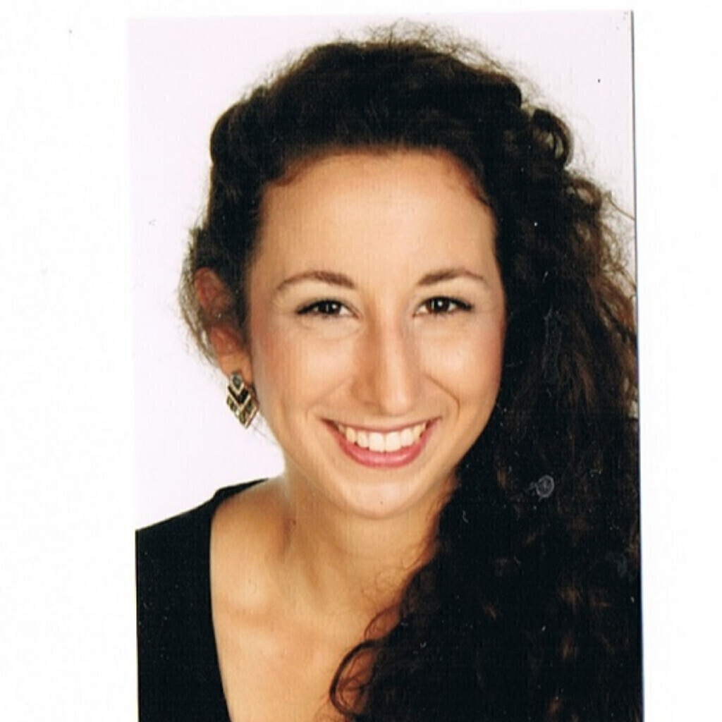 Selina Farkas in der Personensuche von Das Telefonbuch