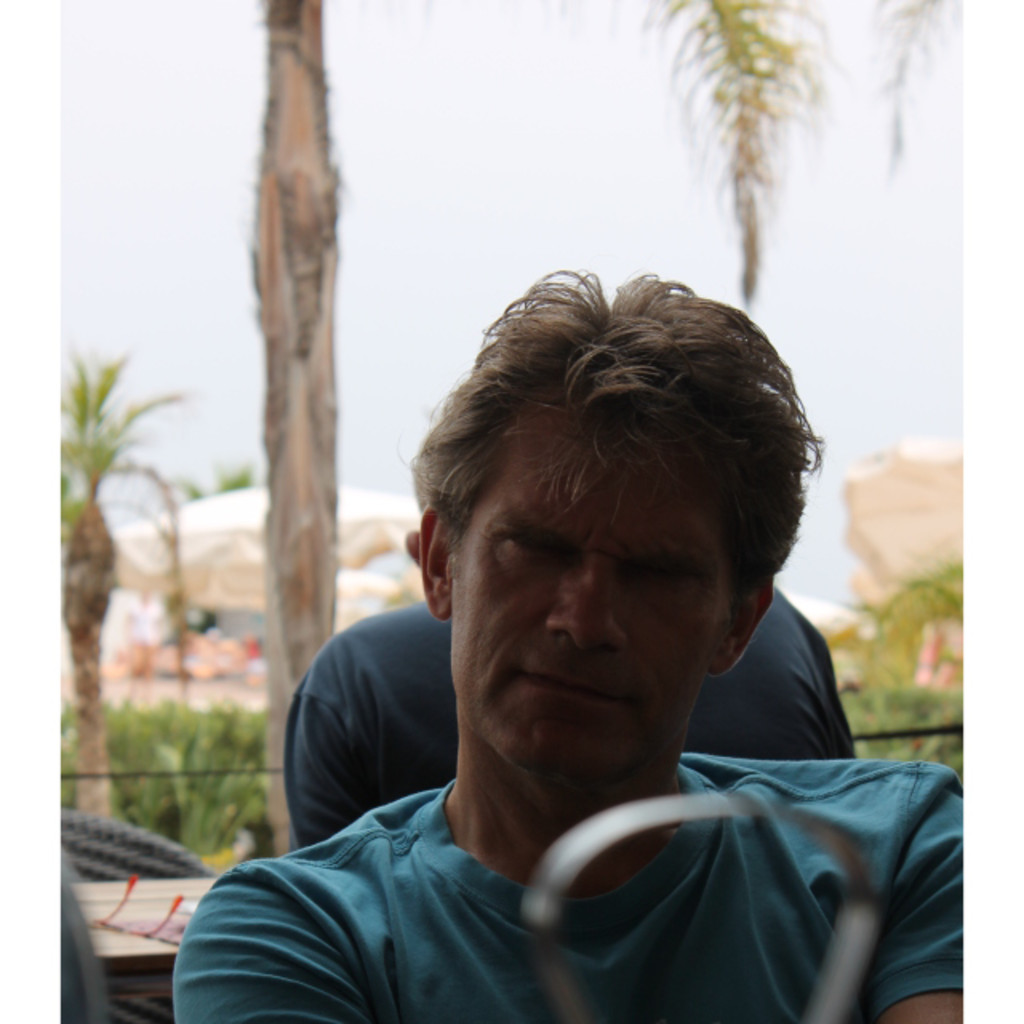 Robert Sam - Pflasterermeister - Stein und Gartendesign | XING