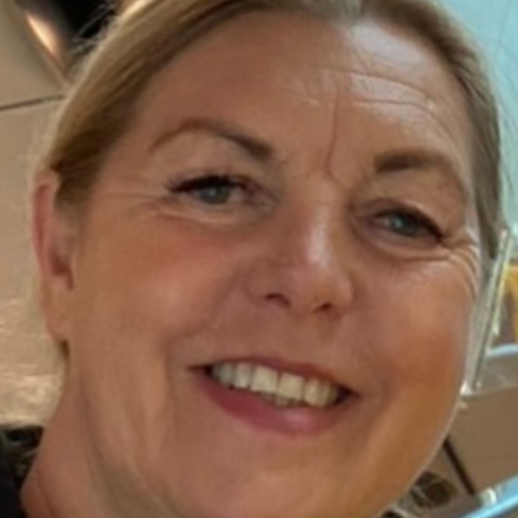 Dr. Christina Nigg - Ass. Prof. Leopold Franzens Universität Innsbruck ...