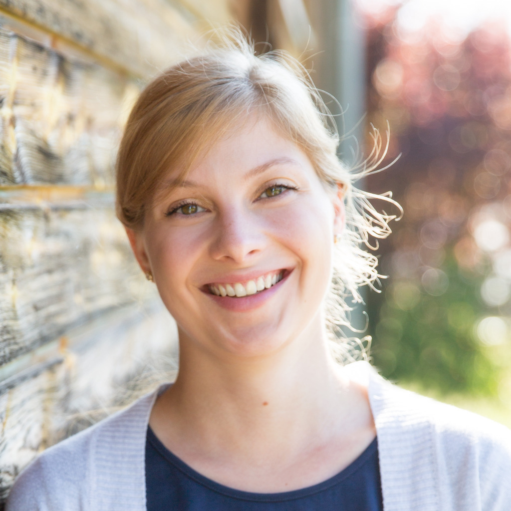 Laura Baumann's Instagram, Twitter & Facebook on IDCrawl