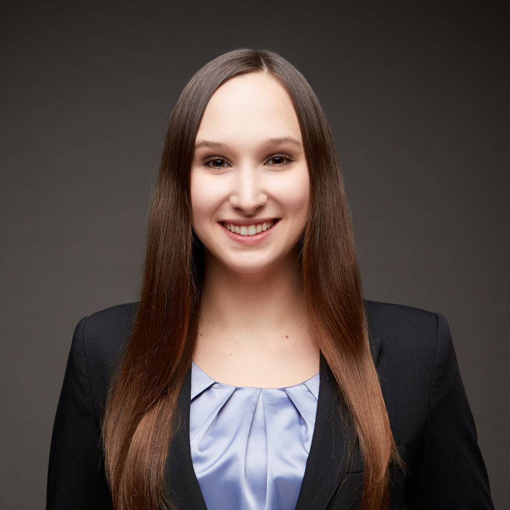 Lisa Bauer - Associate in HRIT Consulting - PwC Deutschland | XING