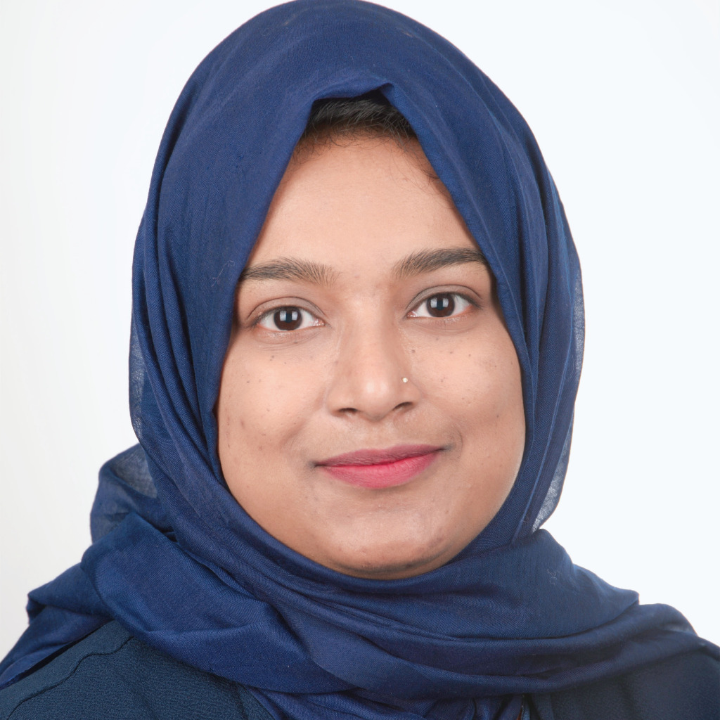 Sadia Afrin - Praktikantin als Ärztin - Kumudini Women's Medical ...