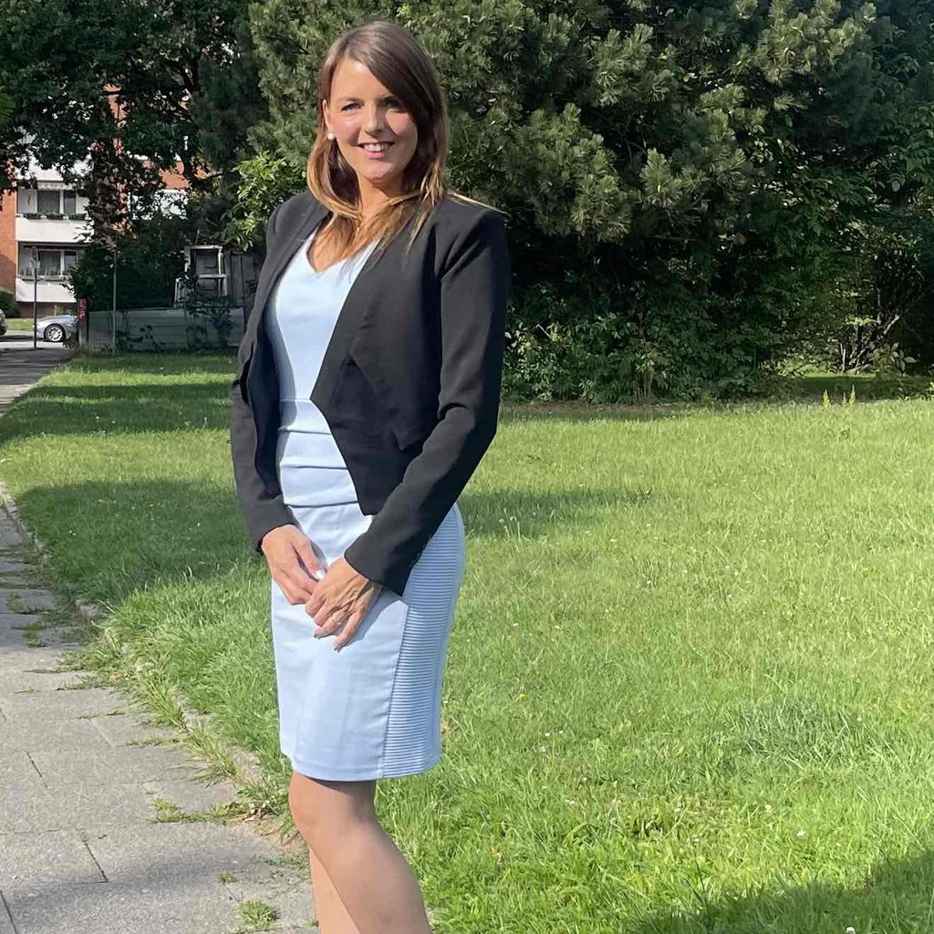 Sarah-Denise Jansen - Sekretariatsassistentin - Regenbogen AG | XING