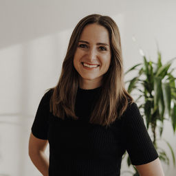 Julia Buck - Marketing Managerin - Waytowin GmbH | XING