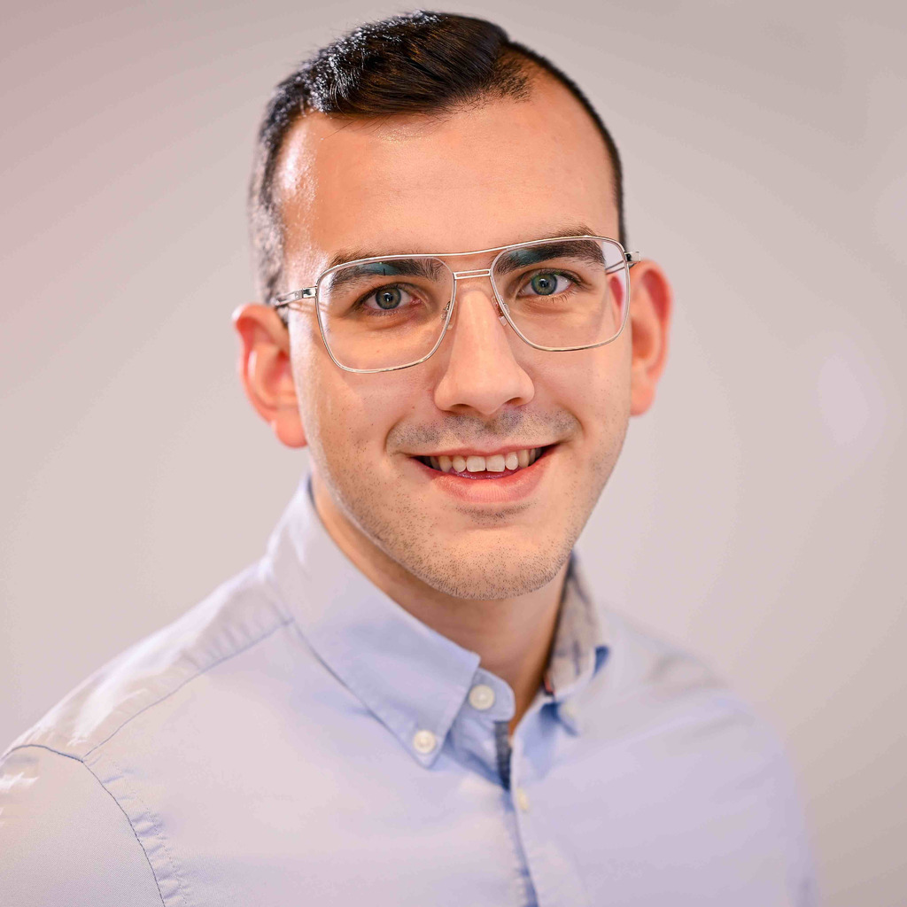 Damjan Lacic - Zertifizierter Verkaufsberater Audi - Hahn Automobile ...