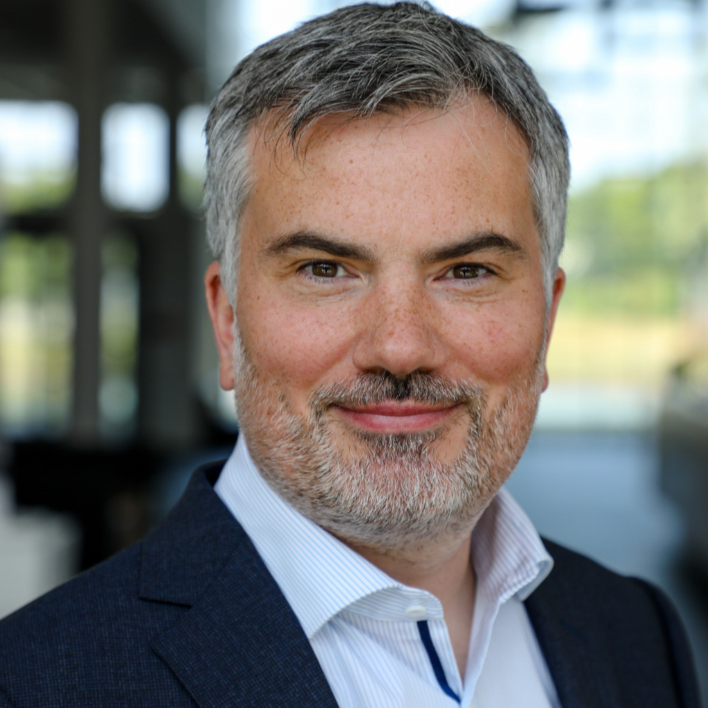 Andre Tauber - Head of Corporate Media Relations - Infineon ...