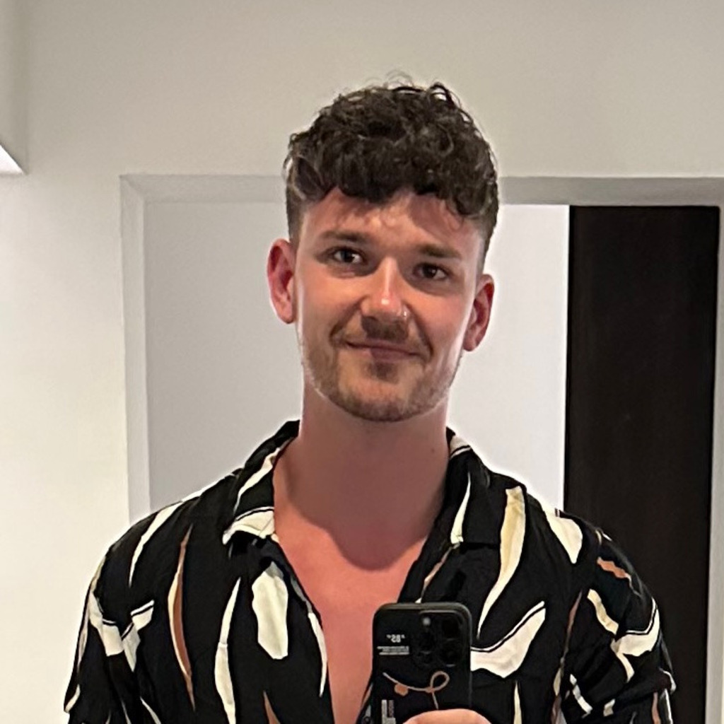 Dominik Lehner - Assistenz der Geschäftsführung - Kuttner ...