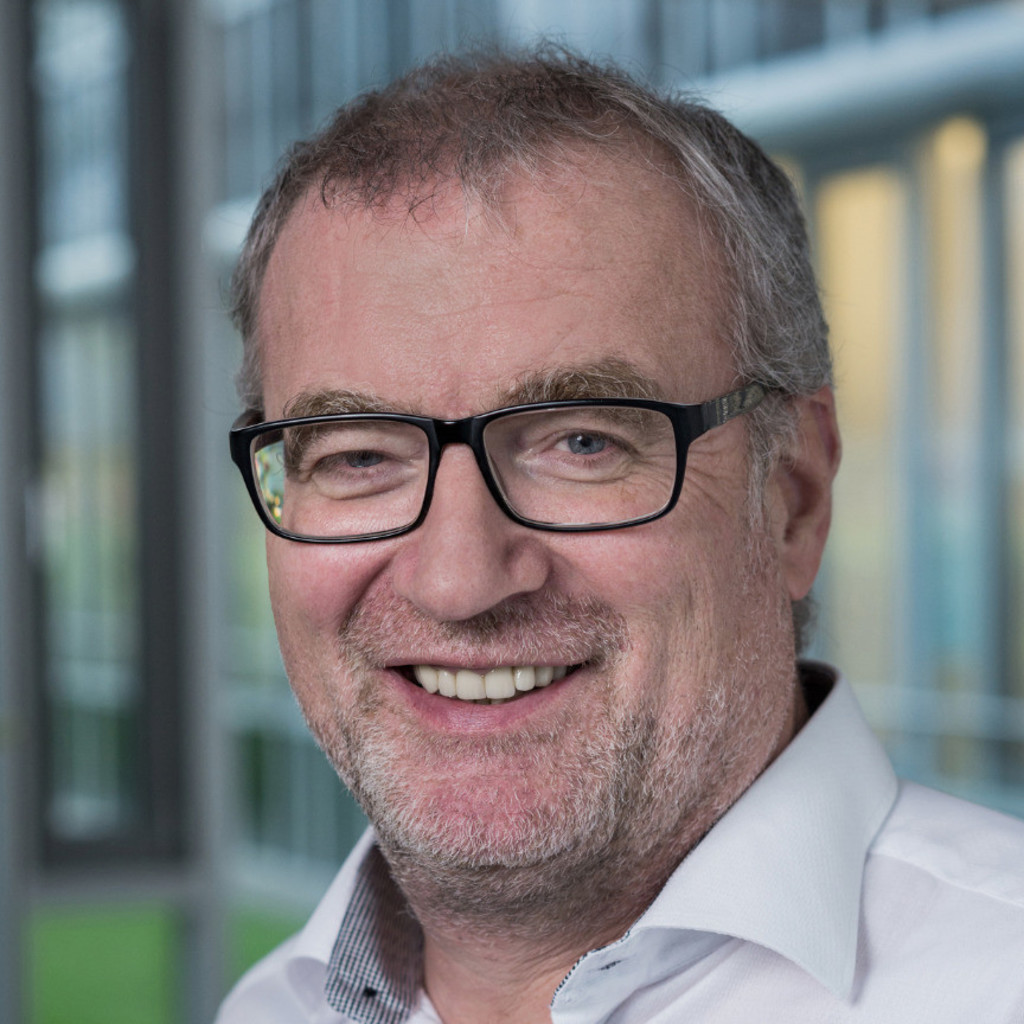 Frank Peter Hodey - Geschäftsführender Gesellschafter - VitalCentrum ...