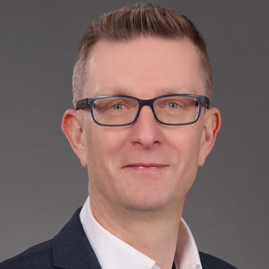 Elena Schlichting's Instagram, Twitter & Facebook on IDCrawl