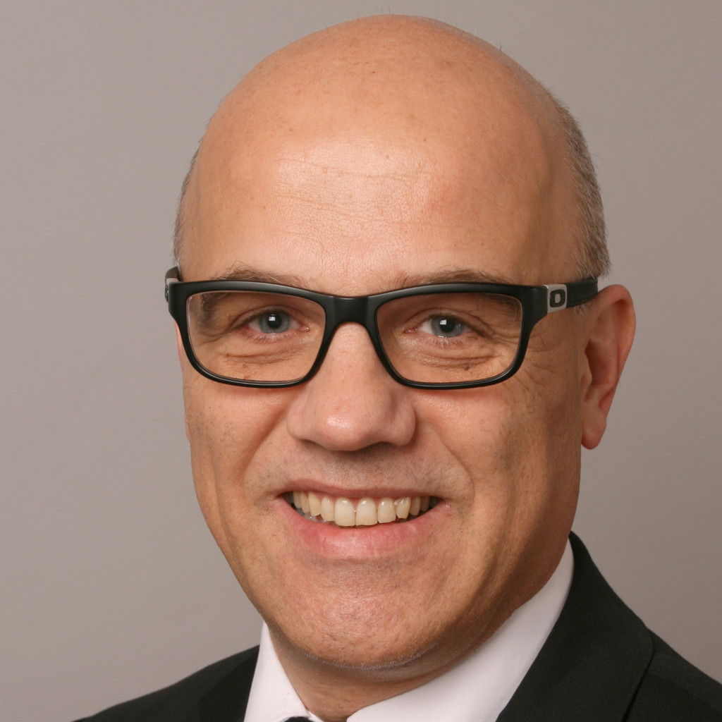 Pascal Kummli - Teamleiter Firmenkunden Frick - NEUE AARGAUER BANK AG ...