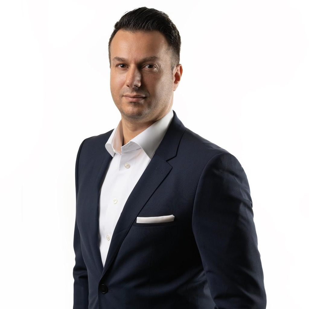 Ossama Ogla - General Manager | Middle East - Estée Lauder Companies | XING